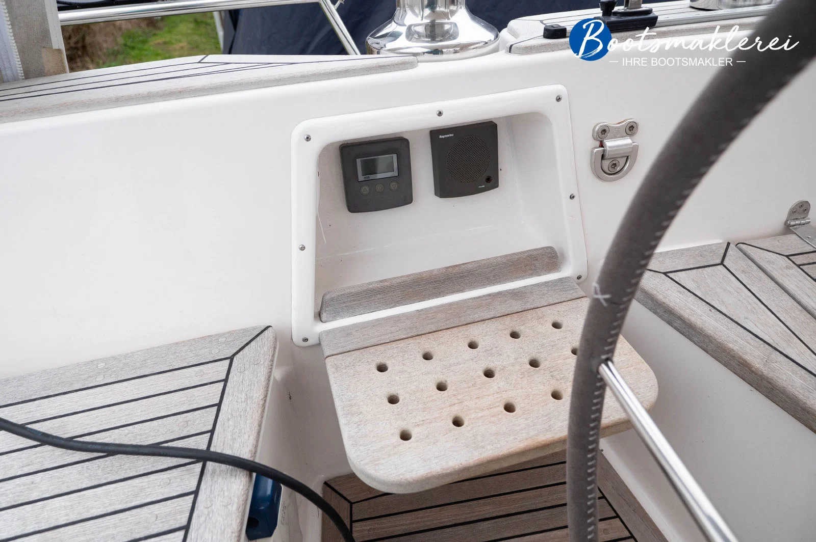 Malö 36 - Bootsmaklerei