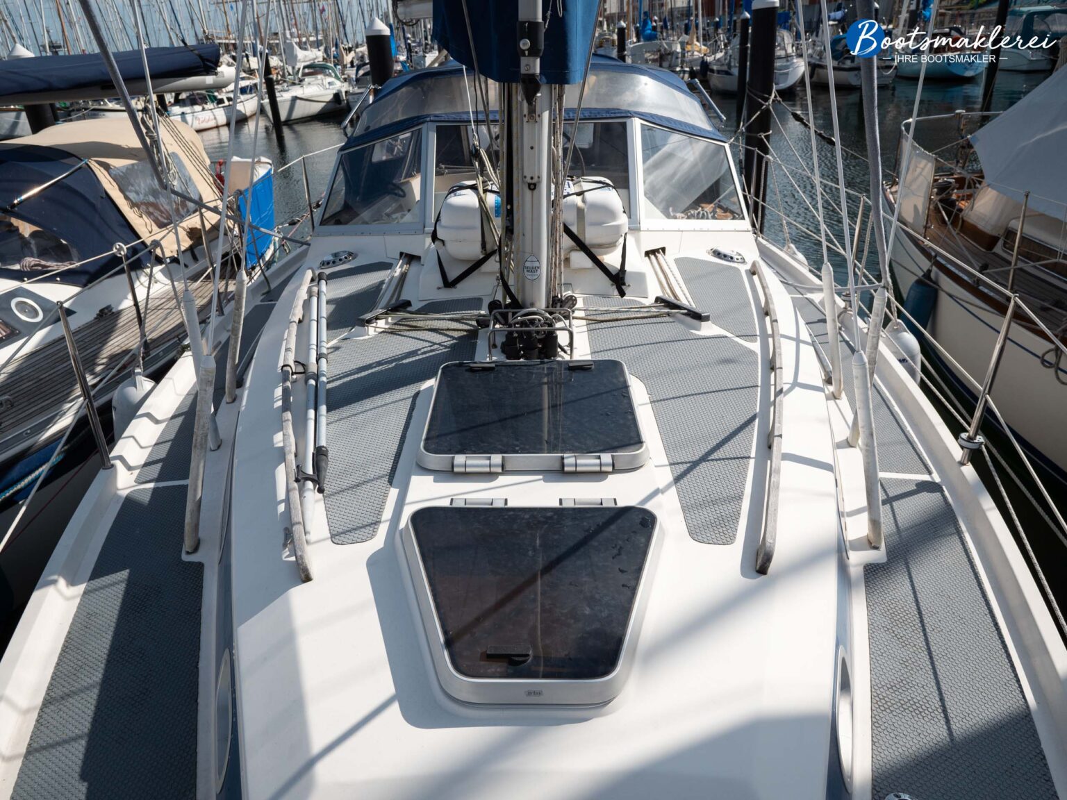 Compromis 999 - Bootsmaklerei